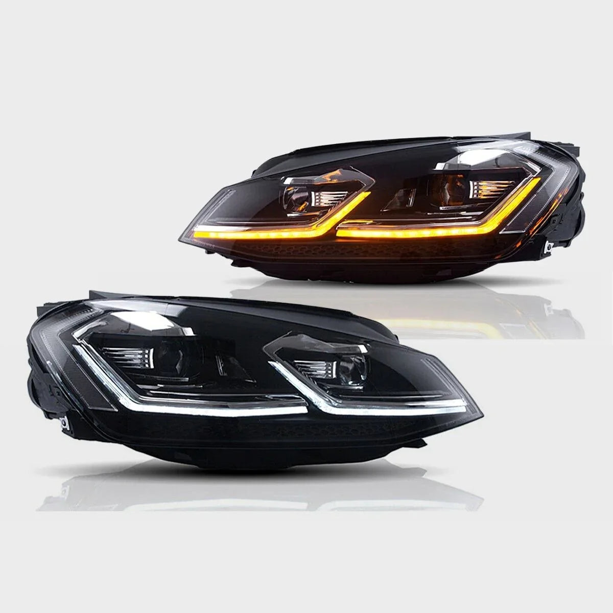 VW Golf 7.5 2017-2019 Fari Anteriori LED R-Line Design Nero – autorivallo